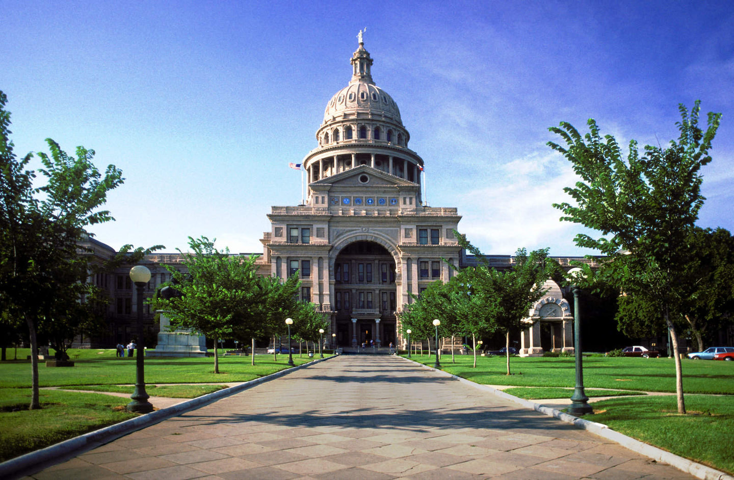 Run the Austin Marathon Like a Pro | Race Strategy Guide | Map Medal